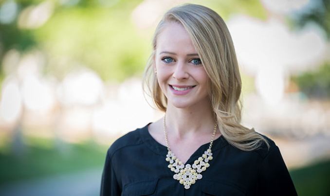 Hannah Feil Greenhood | Dekker
