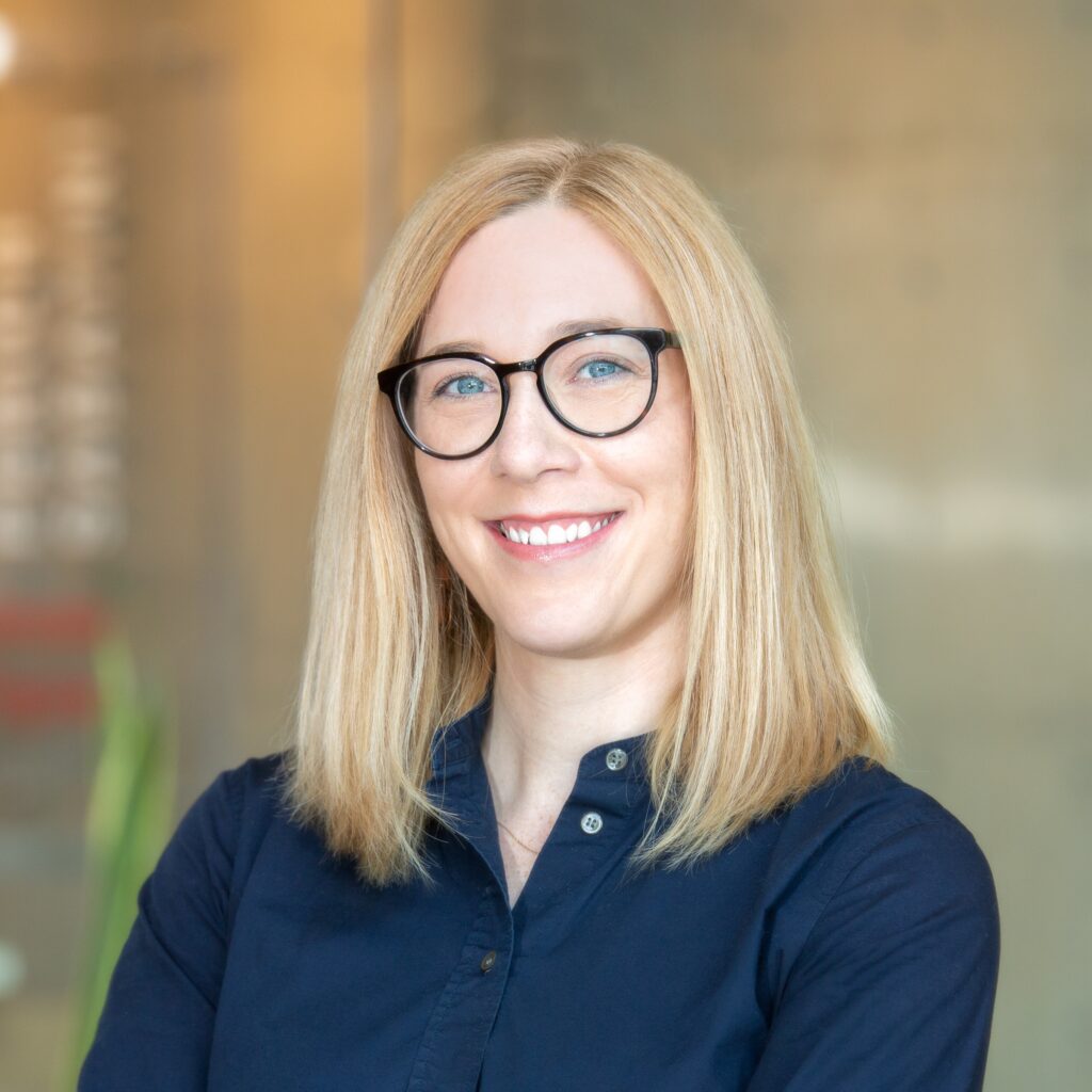 Megan Holubiak | Dekker