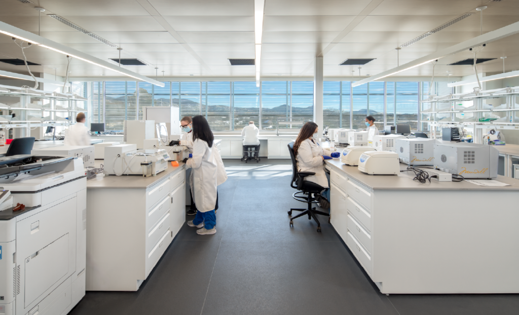 Dynamic Lab Design and Architecture | Dekker